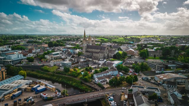 A mysterious humming noise is plaguing this Tyrone town | LOVIN Ireland